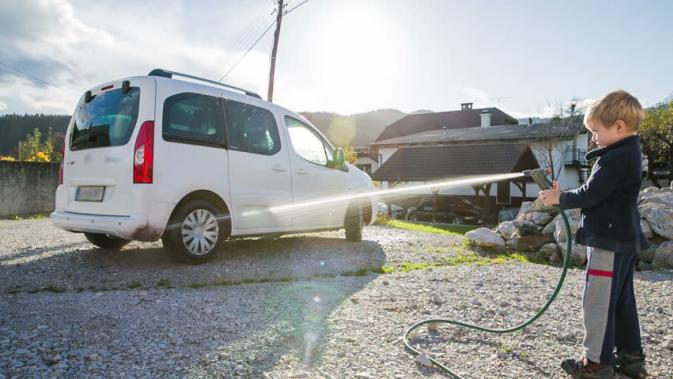 4 steps to keep a white car clean - Philippines