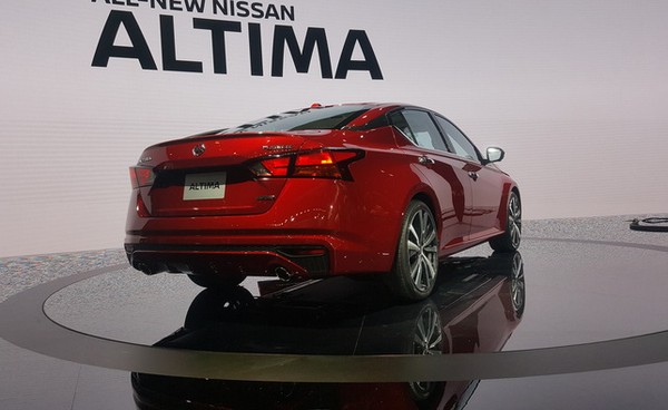 Admire the bolder all-new Nissan Altima 2019 at NYAS