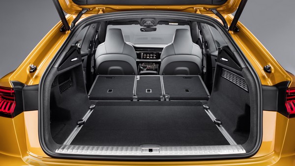 Audi Q8 2019 - First-ever coupe-SUV model of the brand finally released