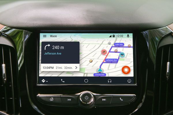 Knowing what Android Auto is & How it changes the game