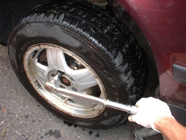 Car Specs 101: Understanding basic automotive specs & features ...