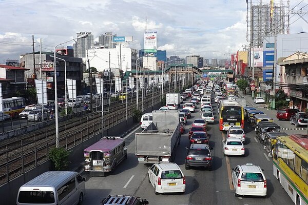 6 Main Impacts of Having a Number Coding System in Philippine Traffic