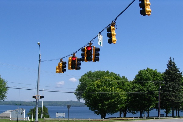 A drivers' guide to the traffic signal lights in the Philippines