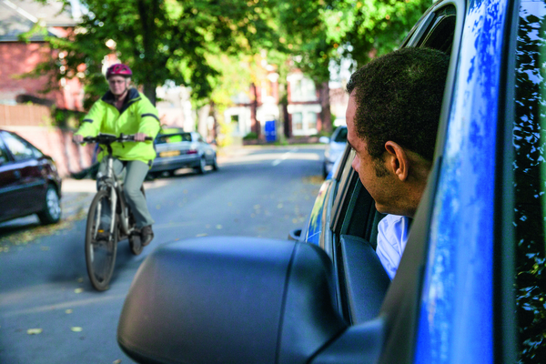 Road Safety Tips for Cyclists and Drivers: All you must know