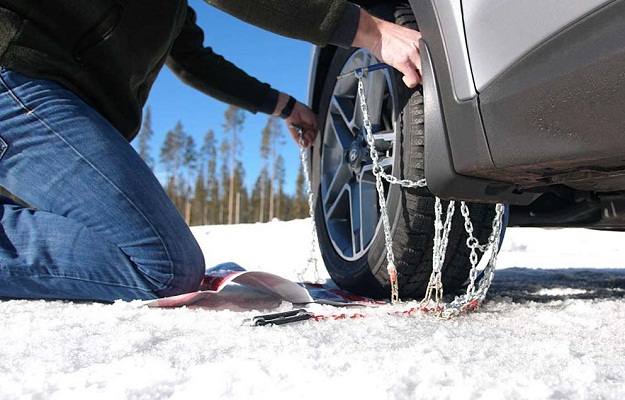 Properly install tire chains for your car with 9 easy steps