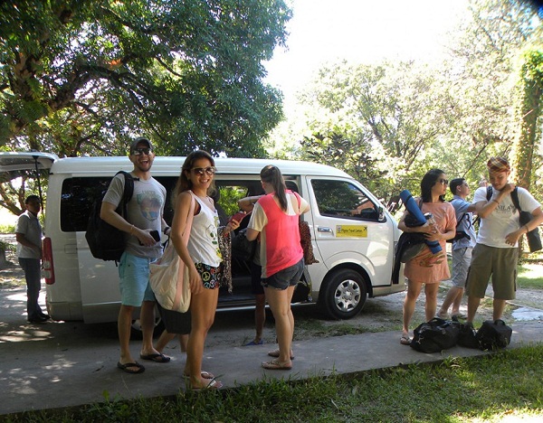 3 popular vehicles to choose for your team building activities