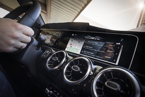 3 things you should know about car's infotainment system