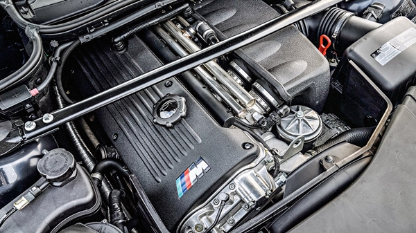Wonder yourself: Are bigger car engines better?