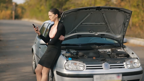 Do these bad driving habits and you will destroy your beloved car