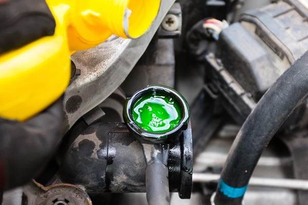Car maintenance: How to check the engine's good coolant level