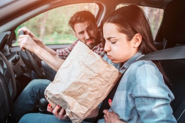 Wonder yourself: Why don't drivers get car sick and how to avoid it?