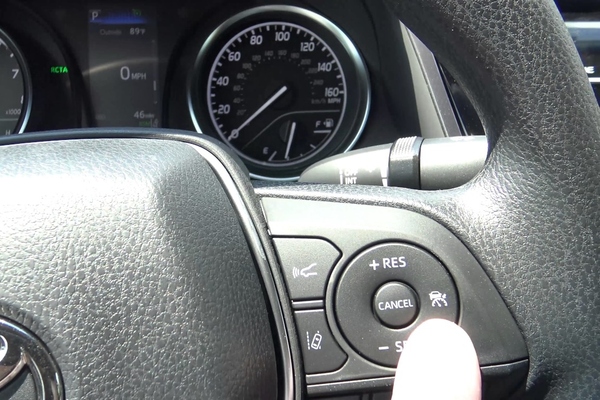 Cruise control: How it works, its uses and benefits