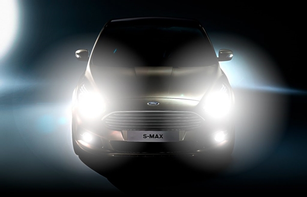 Safe driving: Top 10 tips to avoid headlight glare at night