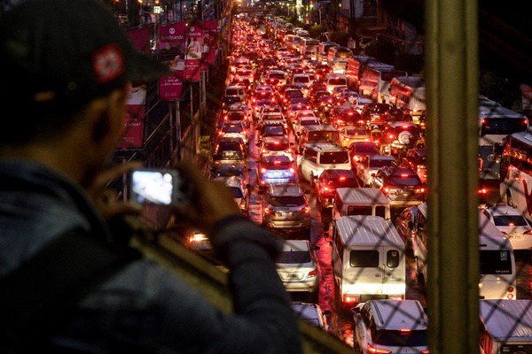 Driving in Manila: Beating rush hour blues and avoid road rage