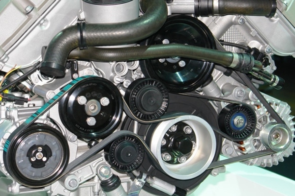4 essential things you need to know when maintaining car belts