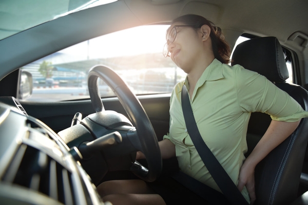 5 essential tips to avoid back pain when driving