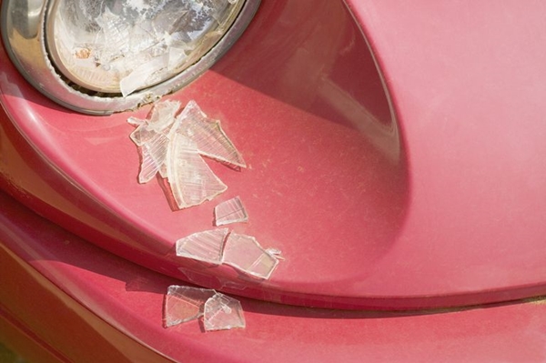 10 handy steps to fix a broken car headlight