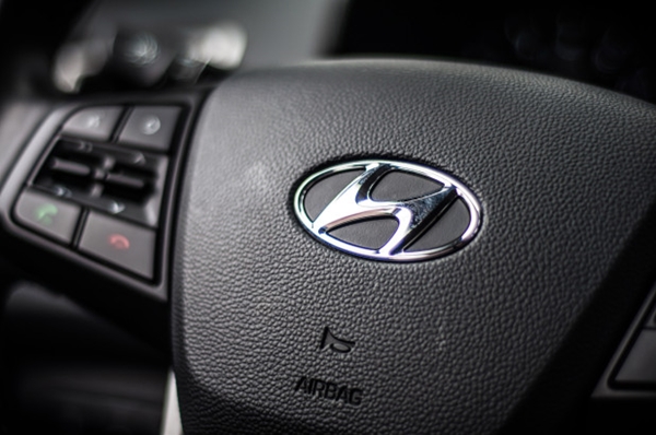 Smart driving: Let's update Hyundai’s next-gen steering wheel