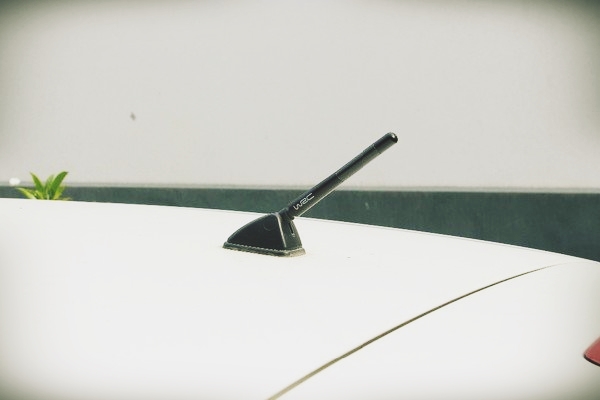 Car antennas 101: There are more that you need to know!