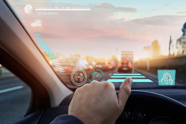 What have you known about head-up displays (HUD) so far?