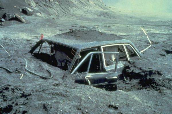 How to car insurance for damage caused by natural disasters
