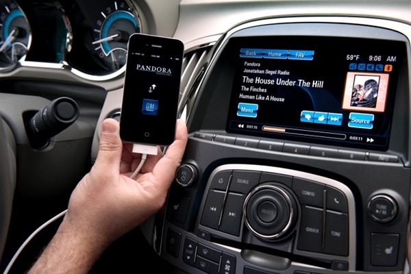 Things you might not know about car's Intellilink infotainment system