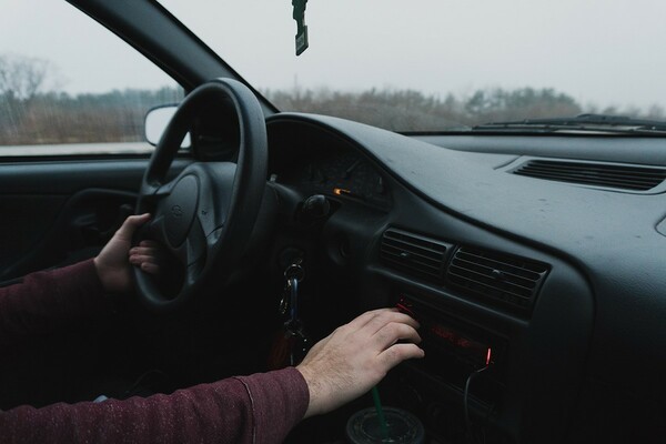 How to deal with ground loops in car audio