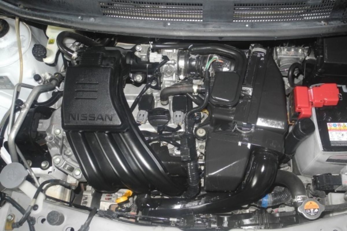 2020 Nissan Almera vs Toyota Vios Comparison: Spec Sheet Battle