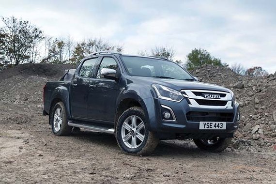 Truck 101: Differences between Double Cab and Crew Cab