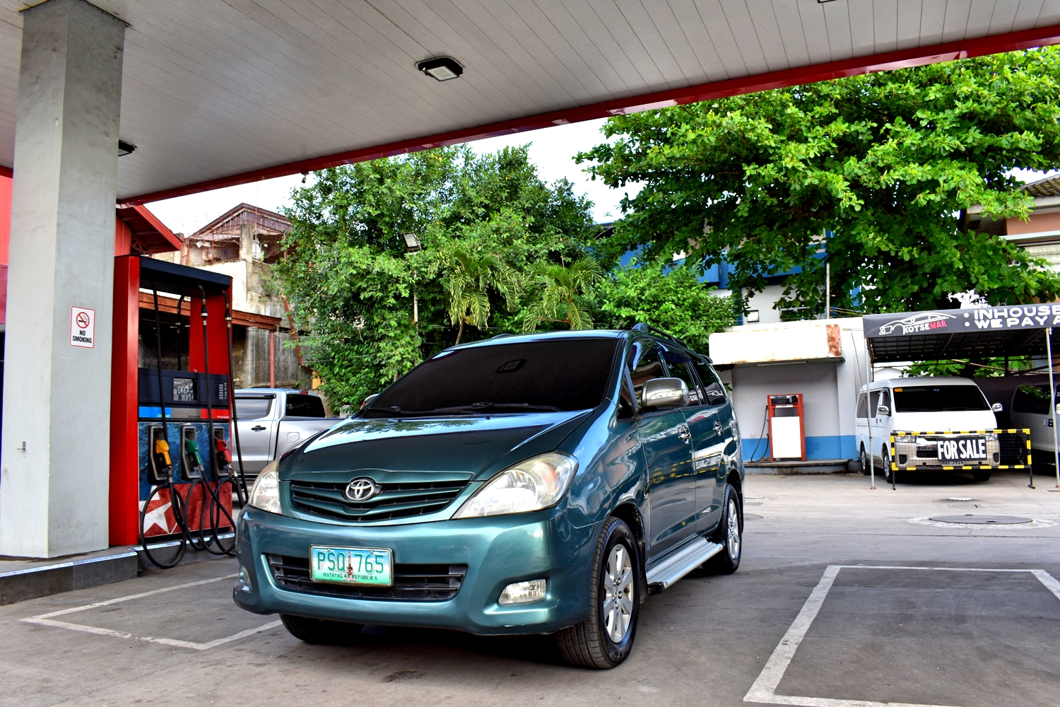 Buy Used Toyota Innova 2011 for sale only ₱528000 - ID784137