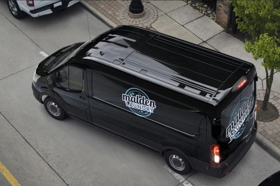 Ford’s ‘Smart Mirror’ helps you see the road better