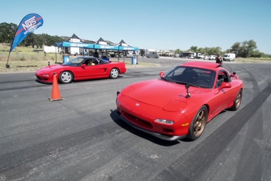 Classic NSX vs Mazda RX-7 FD race will drag you back to the '90s