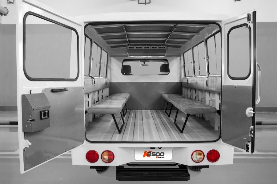 2021 Isuzu Traviz vs Kia K2500 Comparison: Spec Sheet Battle