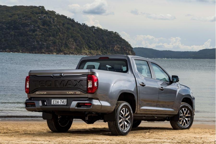 Maxus T60 pickup truck gets more assertive front for 2022