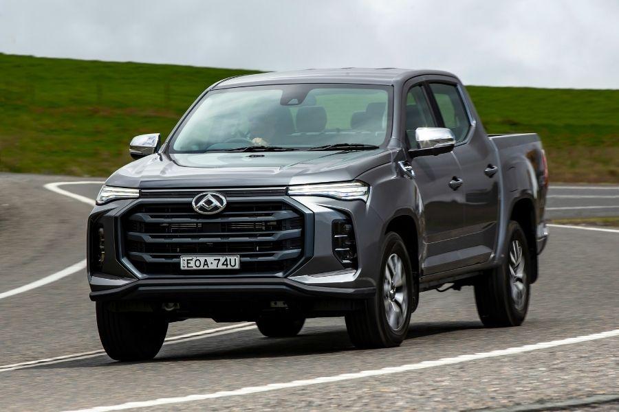 Maxus T60 pickup truck gets more assertive front for 2022