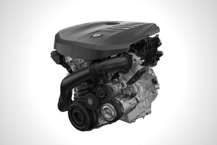 Next-gen BMW 7 Series debuts with electric i7 counterpart