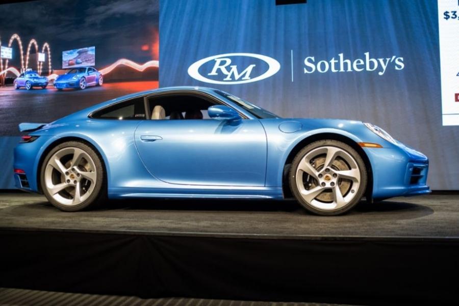 Porsche 911 based on Sally from Cars movie auctioned for P202 million