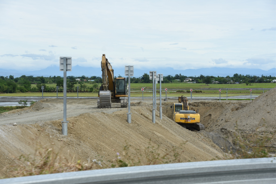 DPWH eyes CLLEX extension completion by first half of 2023