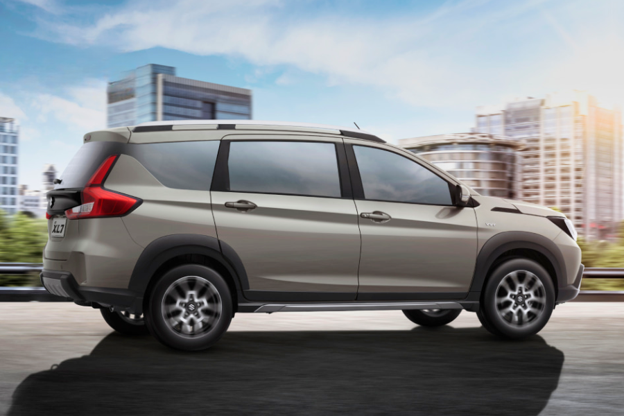 2023 Suzuki XL7 makes ASEAN debut with hybrid powertrain