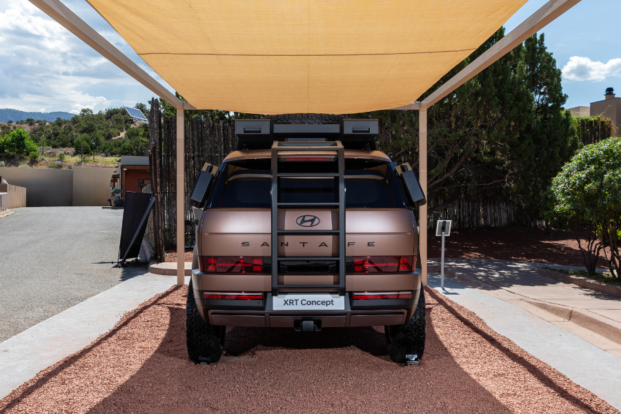 Hyundai Santa Fe XRT Concept takes boxy off-road look up a notch