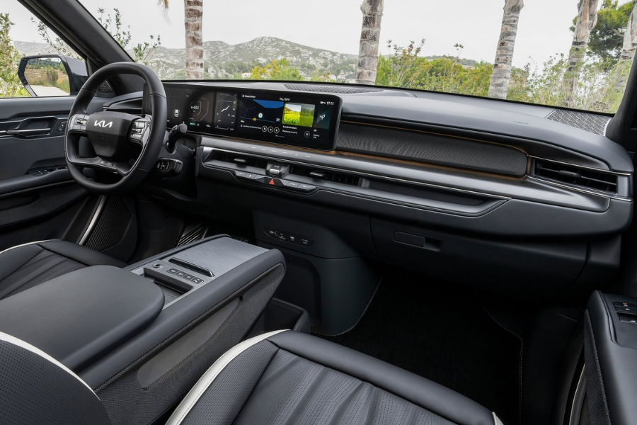 Kia EV9 wins 2024 World Car of the Year award