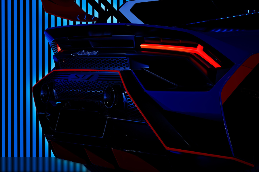 Lamborghini Huracan STJ debuts as last hurrah for V10 supercar