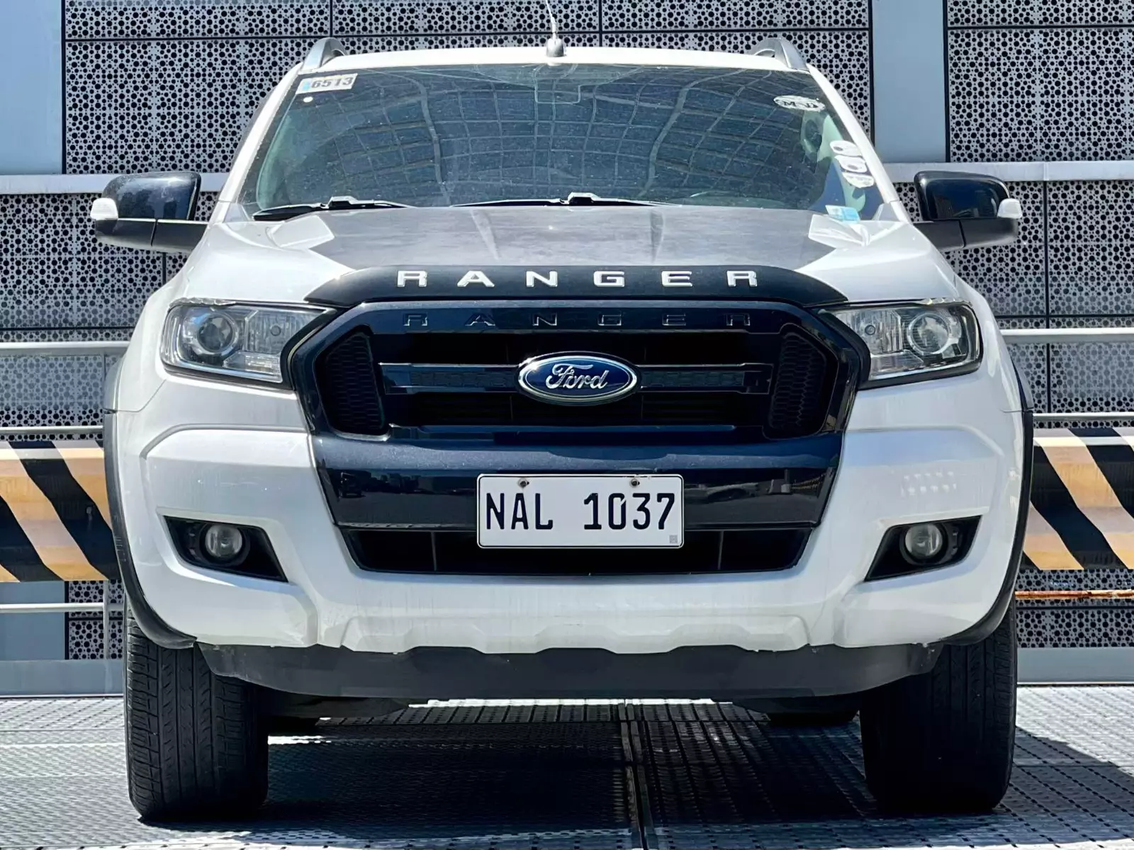 Buy Used Ford Ranger 2017 for sale only ₱748000 - ID854623