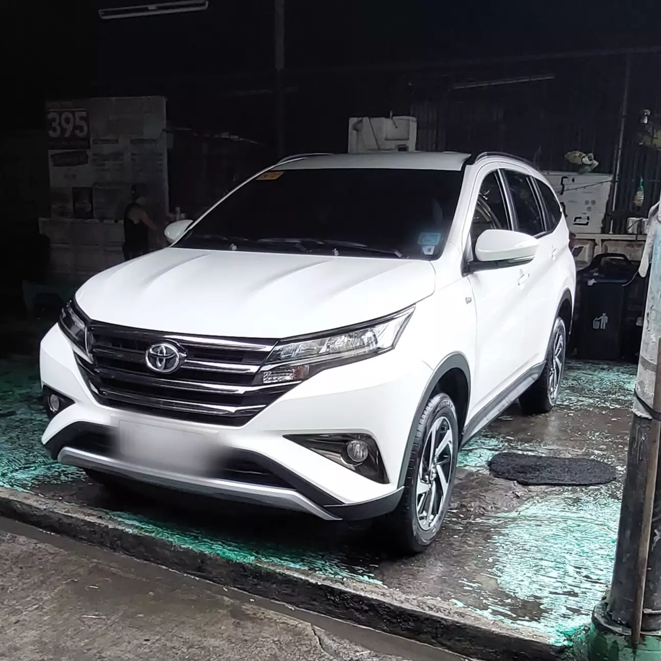 Buy Used Toyota Rush 2021 for sale only ₱750000 - ID858833