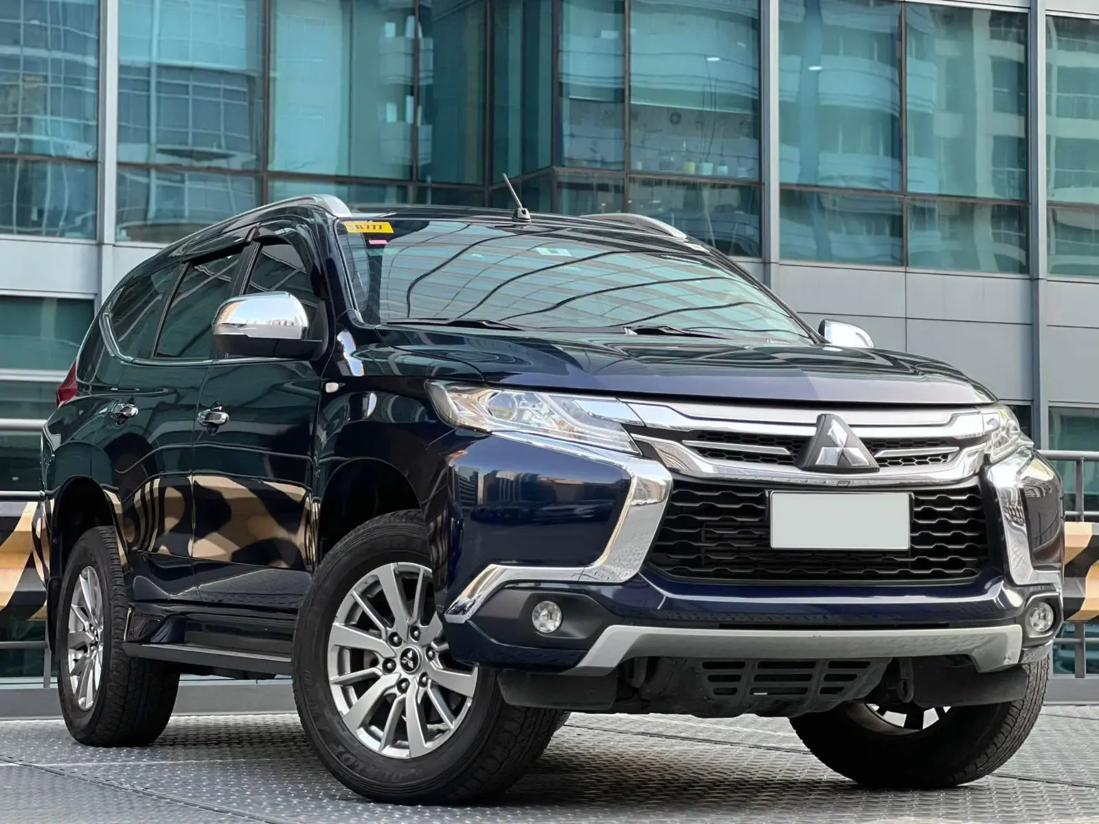 Buy Used Mitsubishi Montero 2018 for sale only ₱958000 - ID871997