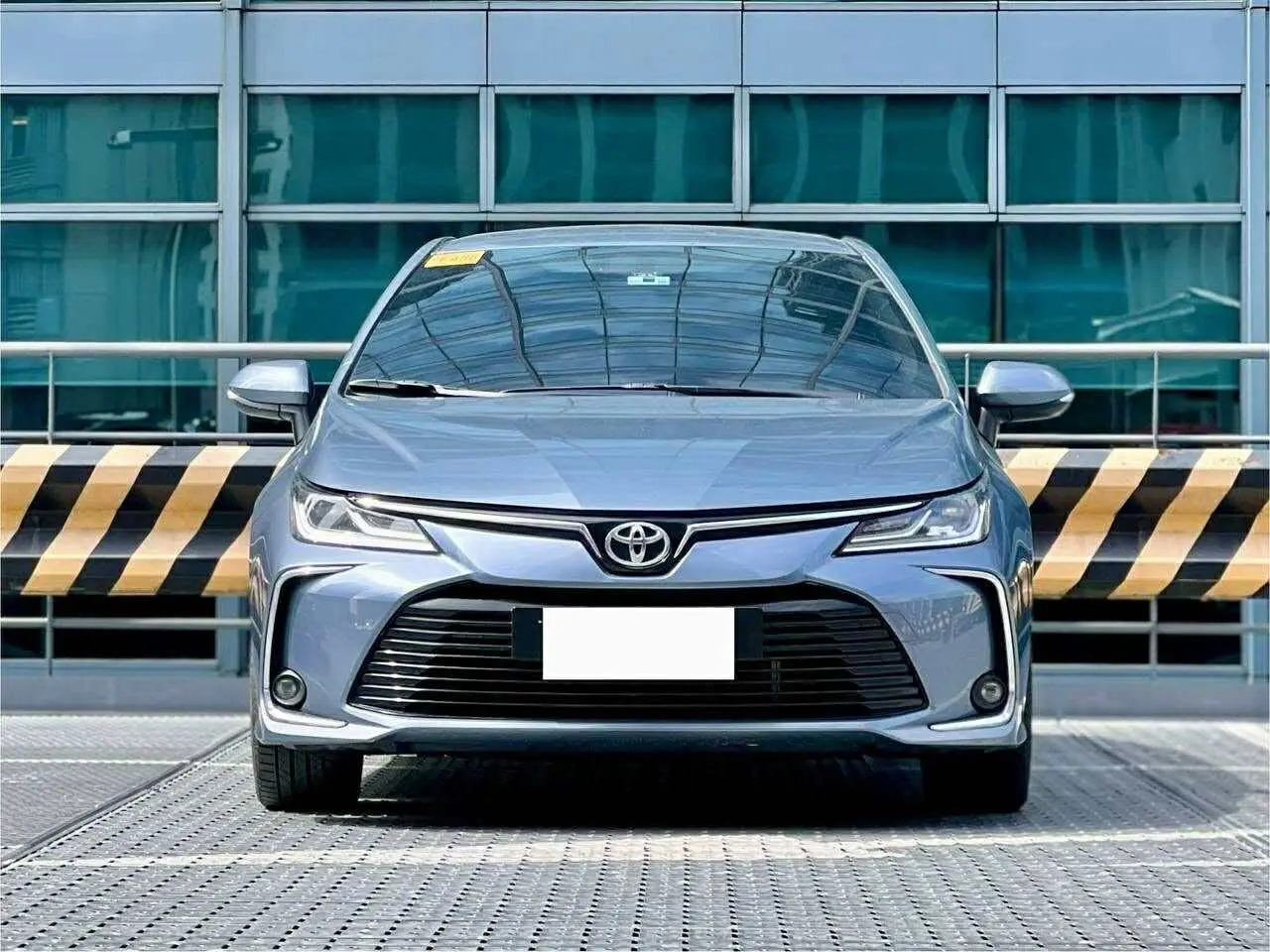 Buy Used Toyota Altis 2019 for sale only ₱728000 - ID875727