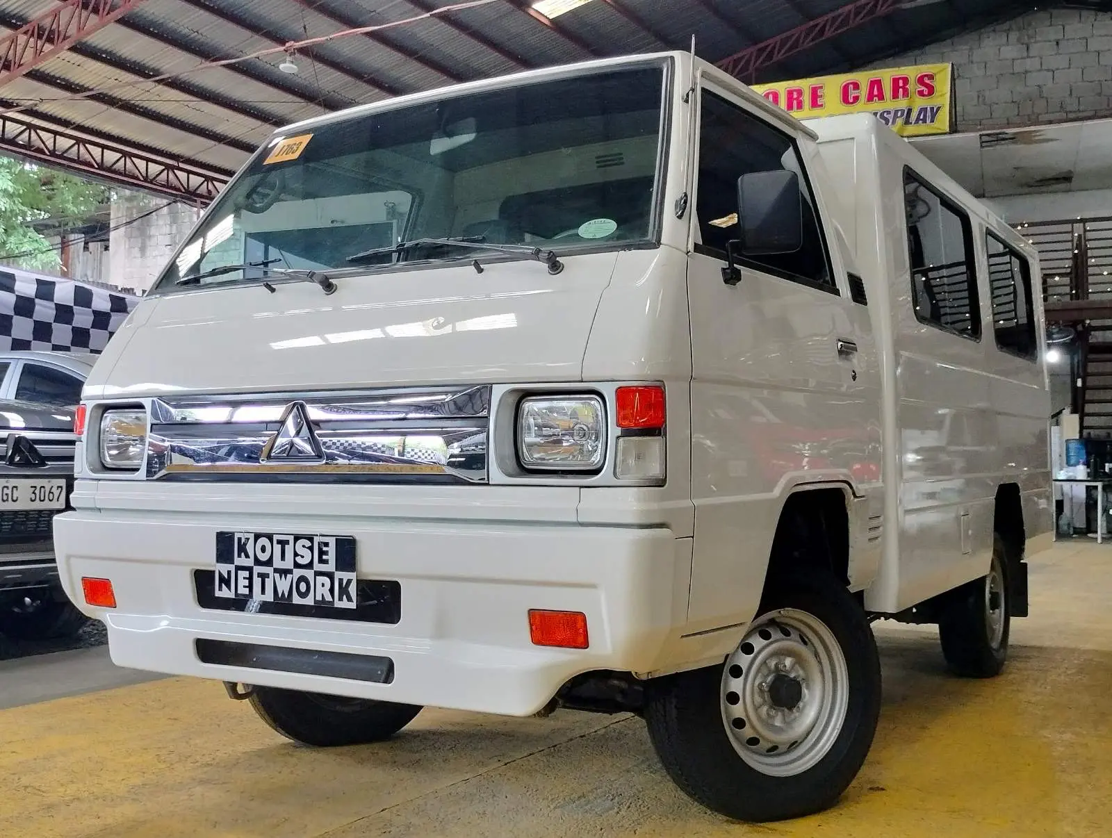 Buy Used Mitsubishi L300 2022 for sale only ₱655000 - ID876797