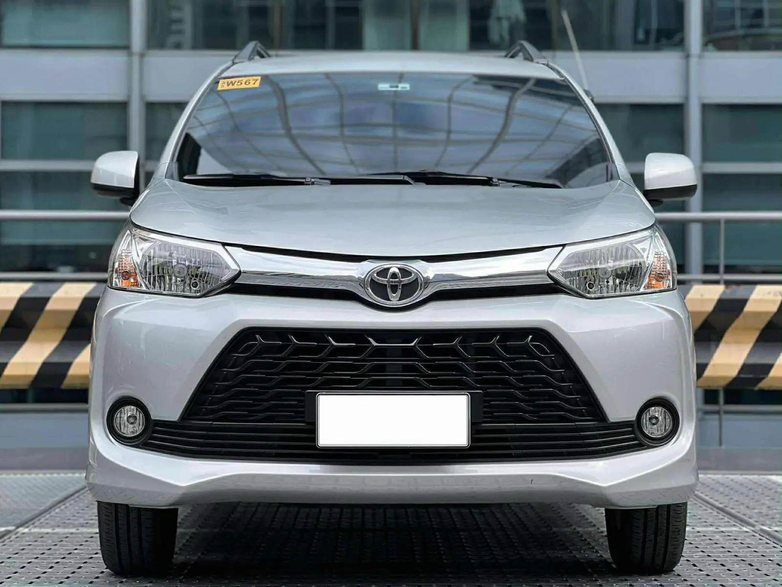 Buy Used Toyota Avanza 2018 for sale only ₱598000 - ID878031
