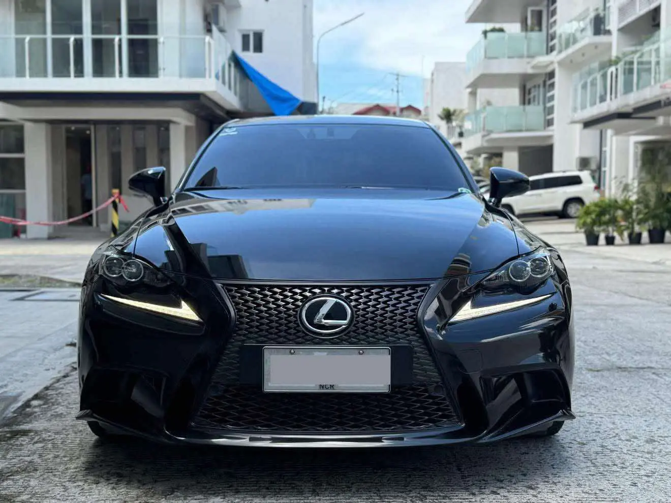Buy Used Lexus Is 350 2015 for sale only ₱1148000 - ID878663