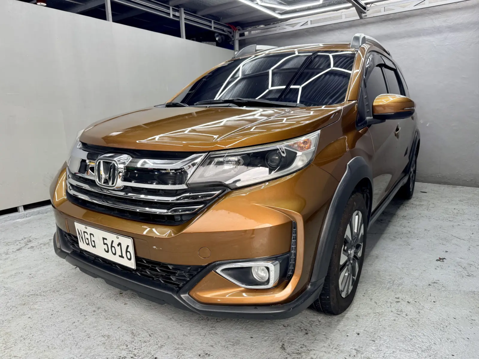 Buy Used Honda BR-V 2020 for sale only ₱668000 - ID878791